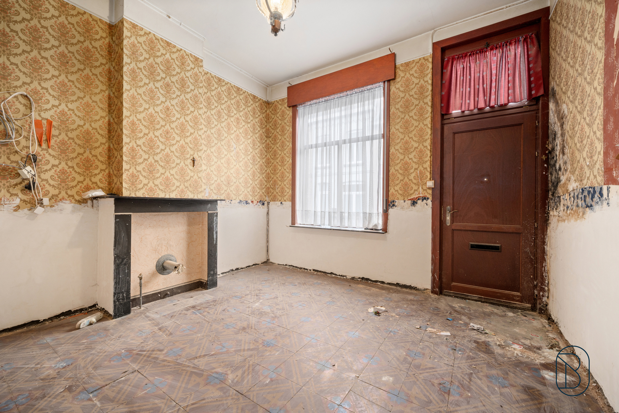 Te renoveren woning in het centrum van Ronse! | Immo Beguin